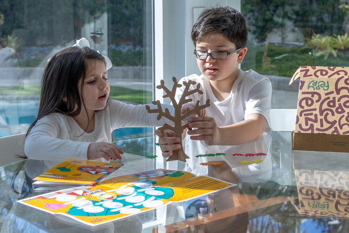 Bilingual Memory Match Game to Learn Spanish and English Vocabulary - Feppy